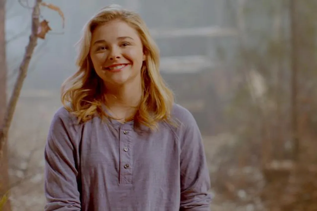 Chlöe Grace Moretz Explains The Danger In 'The 5th Wave'
