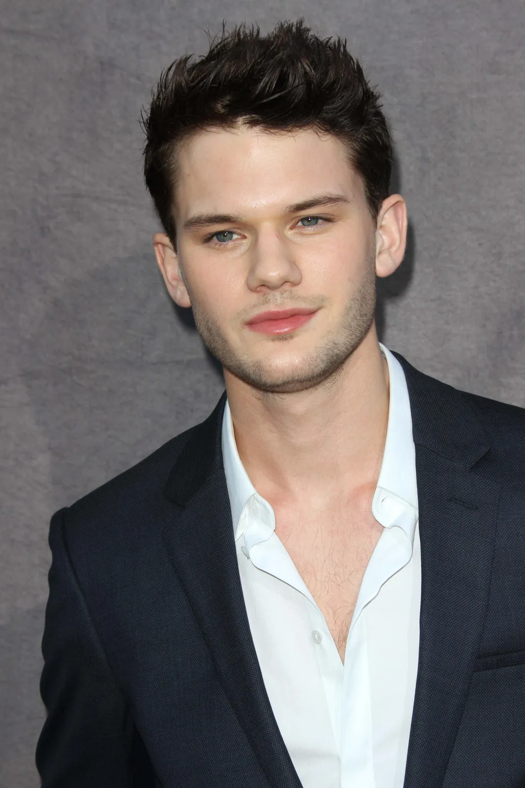 Jeremy Irvine