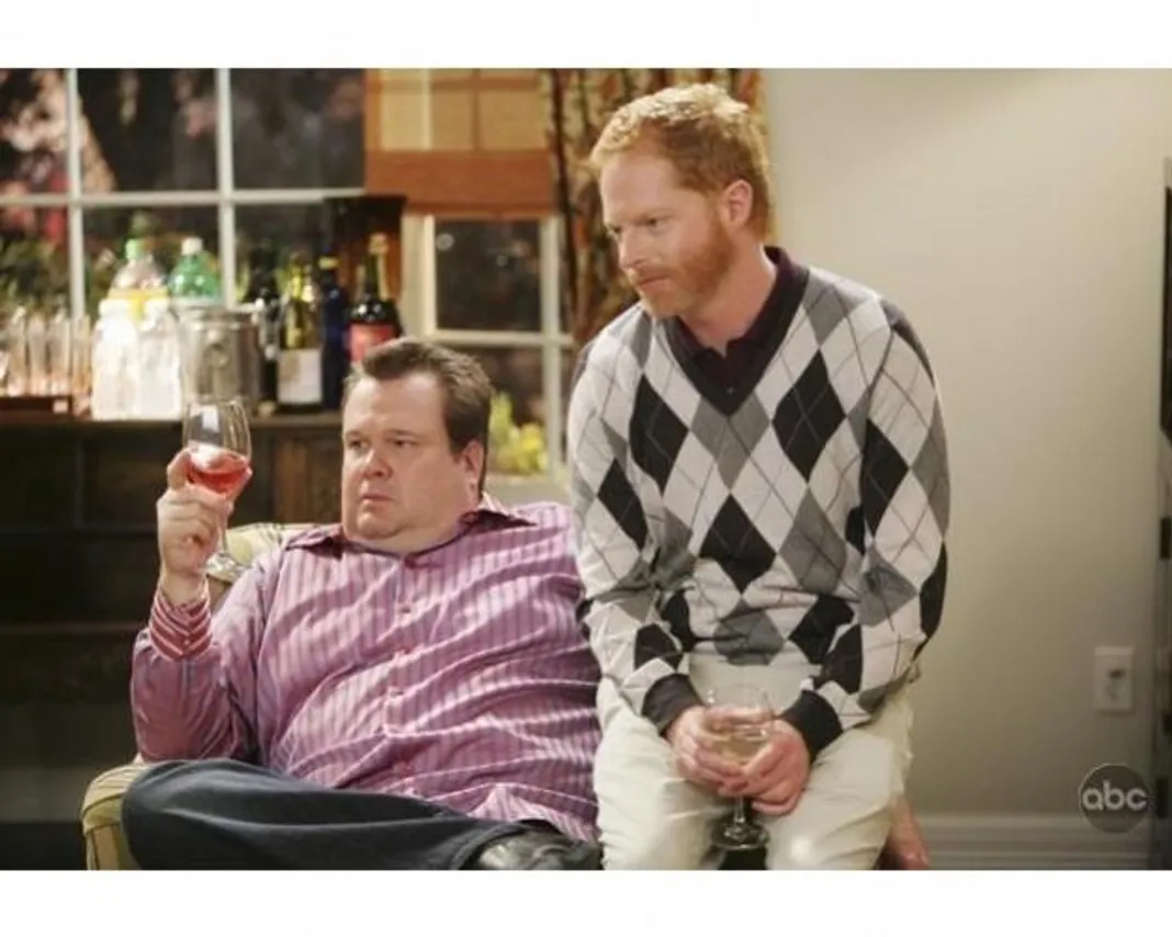'Modern Family' Recap: The Kiss
